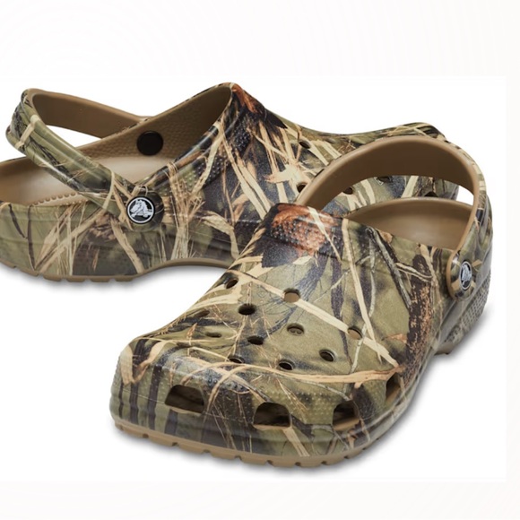 CROCS | Shoes | Crocs Realtree V2 Camo Clog Sandal Womens 7 New | Poshmark